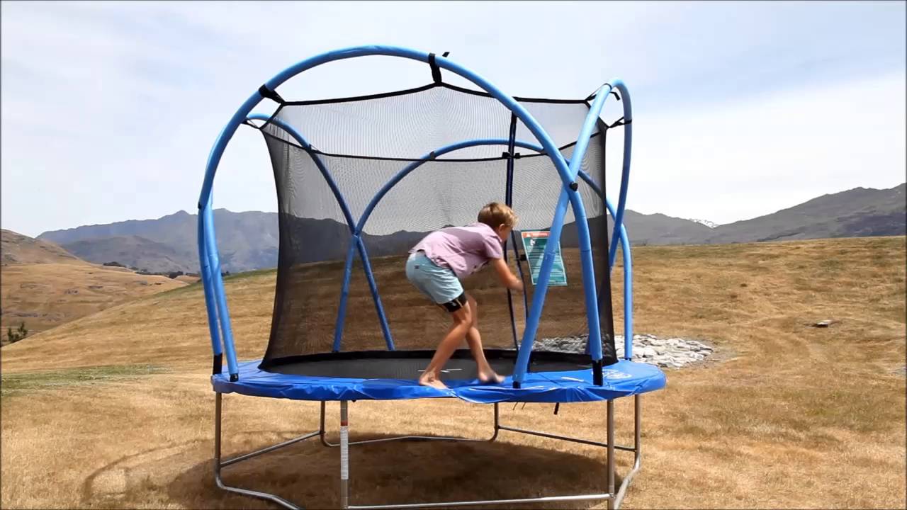 Active Fun recreational trampoline - YouTube