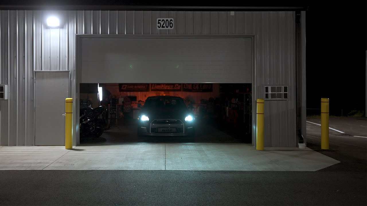 Our Secret Shop Build.. [GLOZILLA] - YouTube