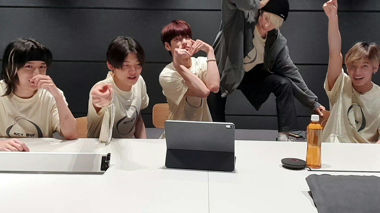 [TXT VLIVE] First Concert D-5 !! {28th Sep, 2021} - YouTube