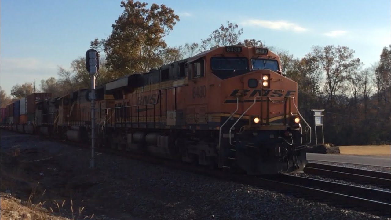 BNSF 6430 leads 3x0 on NS 279 W/ WFRX SD70MAC - Powell, TN (11/7/23) - YouTube