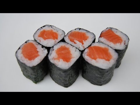 How to make Salmon Maki (Shake Maki) Hosomaki Roll🥢 - YouTube
