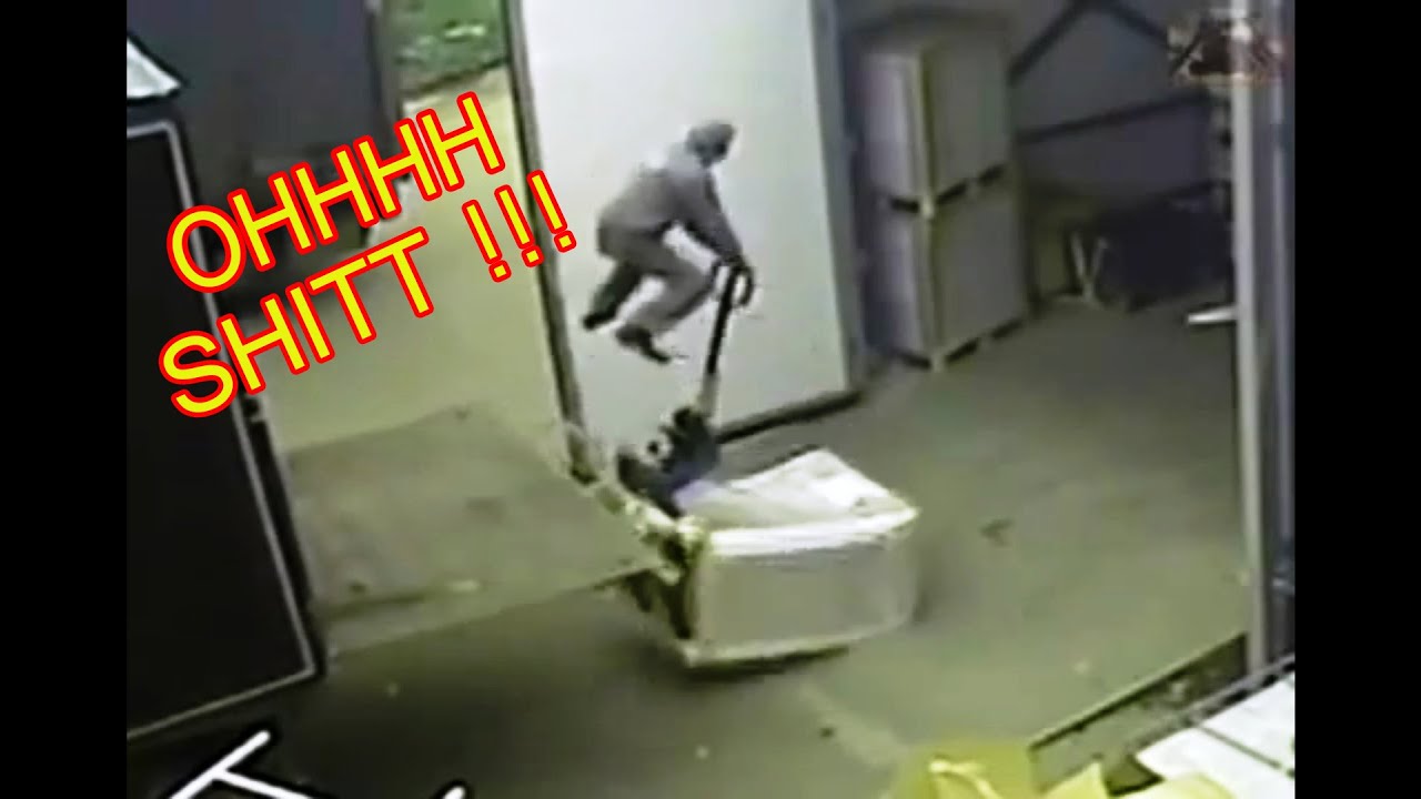 HOW NOT TO UNLOAD FROM A TRUCK !! EPIC FAIL MOMENT - YouTube