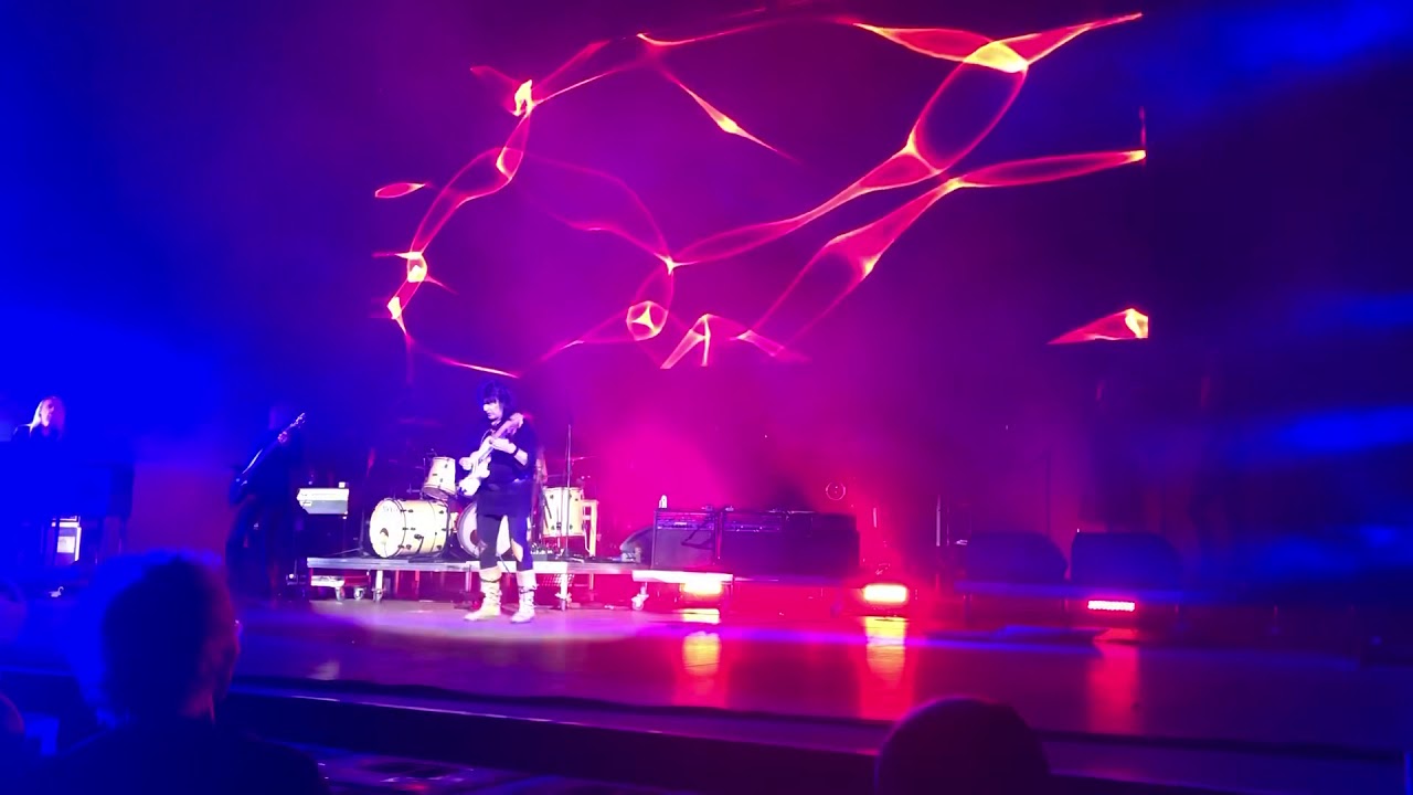 Ritchie Blackmore’s Rainbow - Mistreated - Munich 2019 - YouTube