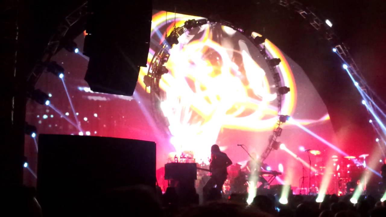Pink Floyd Cover band Light Show - YouTube