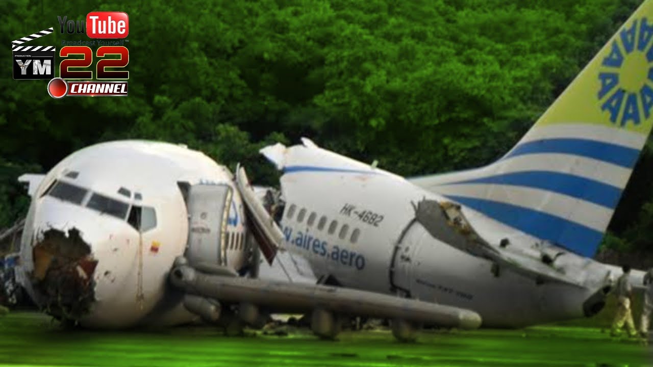 PESAWAT DIDUGA TERSAMBAR PETIR DAN JATUH TERLIPAT . aires flight 8250 ...