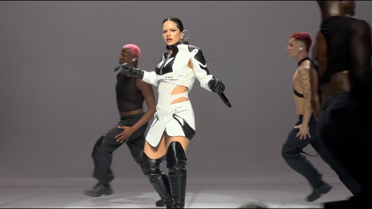 Rosalía - CANDY - Live from The Motomami World Tour at Radio City Music ...