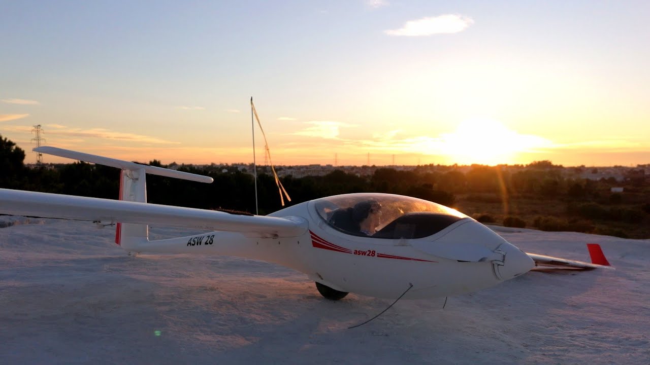 ASW 28 glider sunset flight (Runcam 2 4k) - YouTube