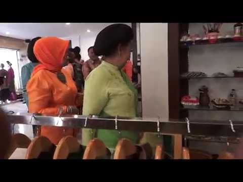 OPENING SHOWROOM OF BATAM CRAFT - YouTube