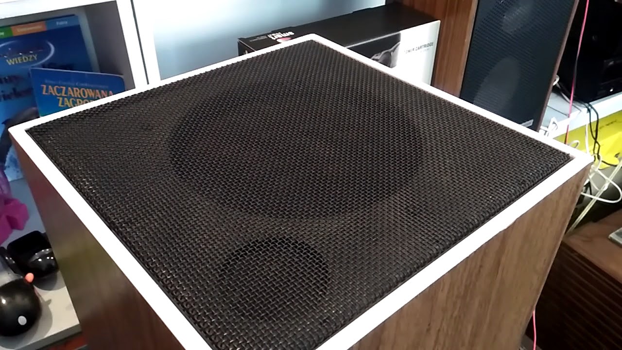 Sonab V-1 i Scott Amplituner R307 - YouTube