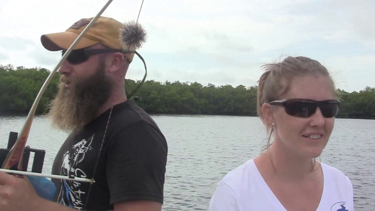 Longbow bowfishing & how to fillet stingrays - YouTube