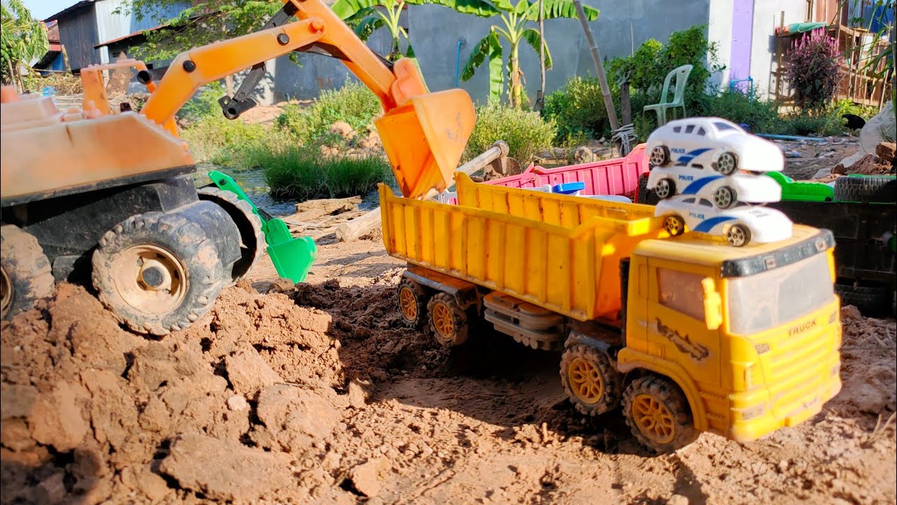 ឡានប៉ូលីសទើបទិញថ្មី ឡានដឹកដីចេញថ្មី - YouTube