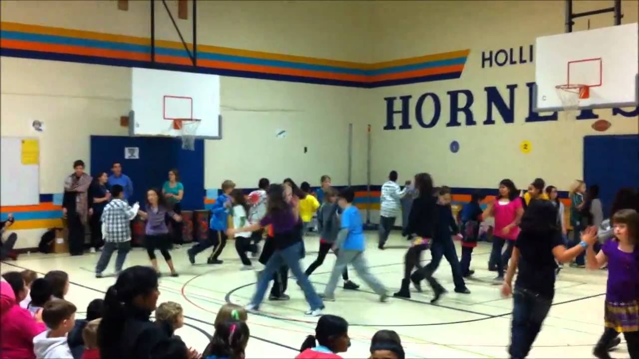 Hollin Meadows 4th Graders do the Virginia Reel - YouTube