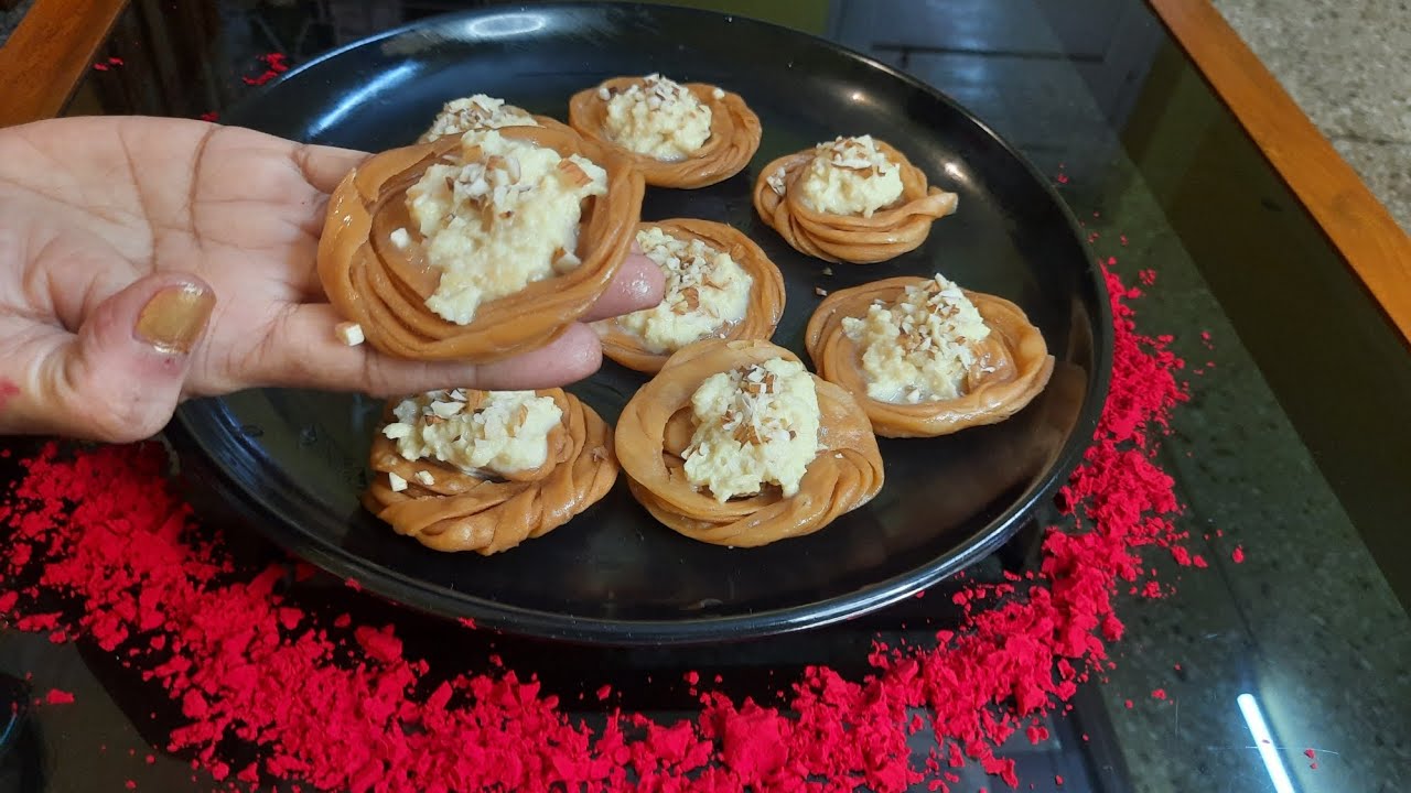 Holi special Roshe bhora khirer goja | রসে ভরা ক্ষীরের গজা | easy ...