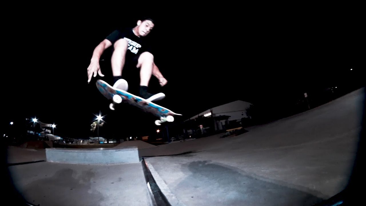 Escandon Skate Park McAllen, TX & Mission TX Skate Park Majer Robby ...