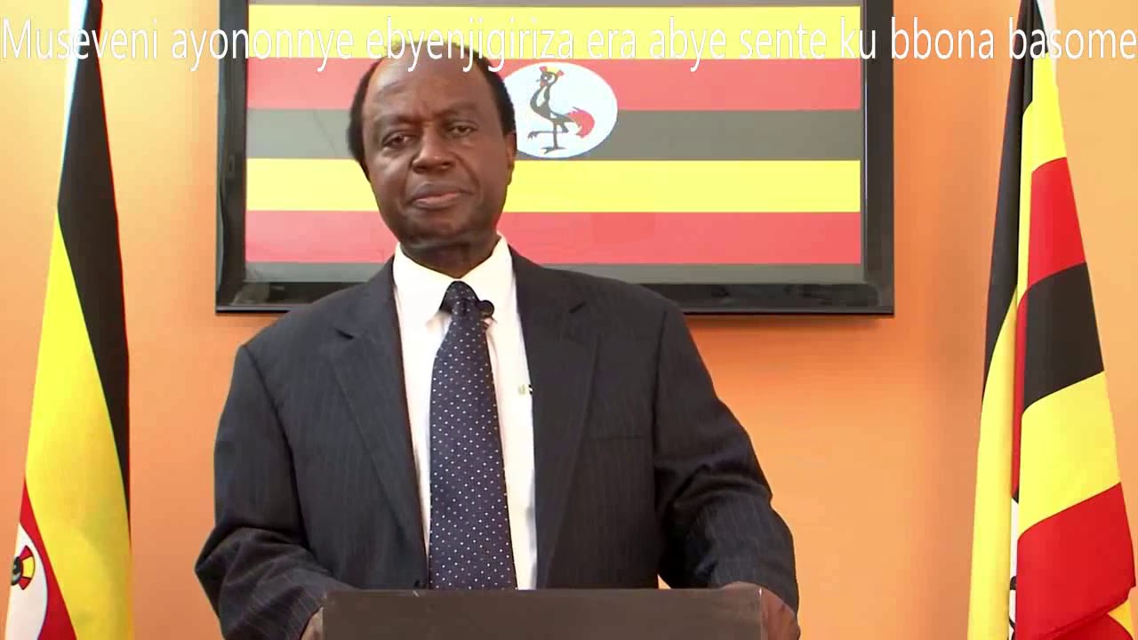 Bonabasome Museveni ayonoonye ebyenjigiriza era abye sente - YouTube