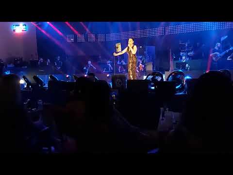 EBRU GÜNDEŞ - KAÇ KADEH KIRILDI (UNUTAMADIM ) SUENO HOTEL BEACH SİDE