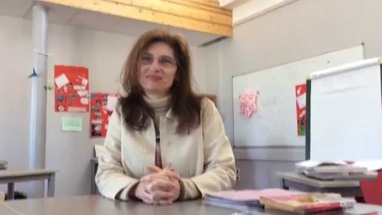 INTERVIEW PROFESSEUR DOCUMENTALISTE. - YouTube