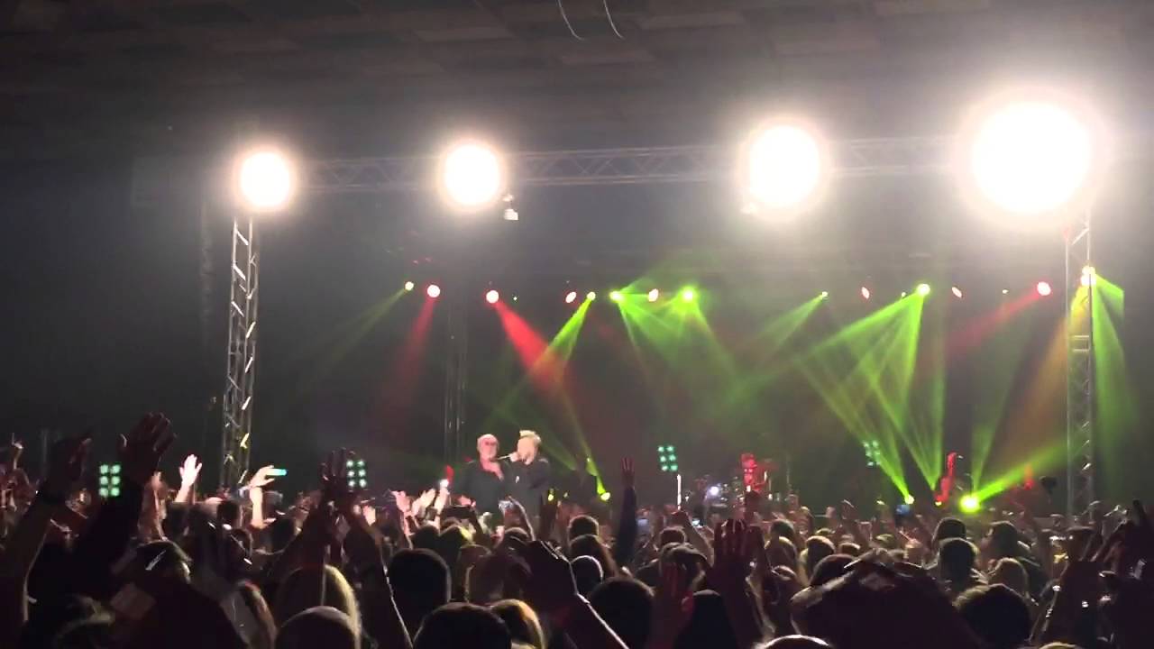 Dino Merlin - Sredinom - Leverkusen 19.12.2015 - Koncert - YouTube