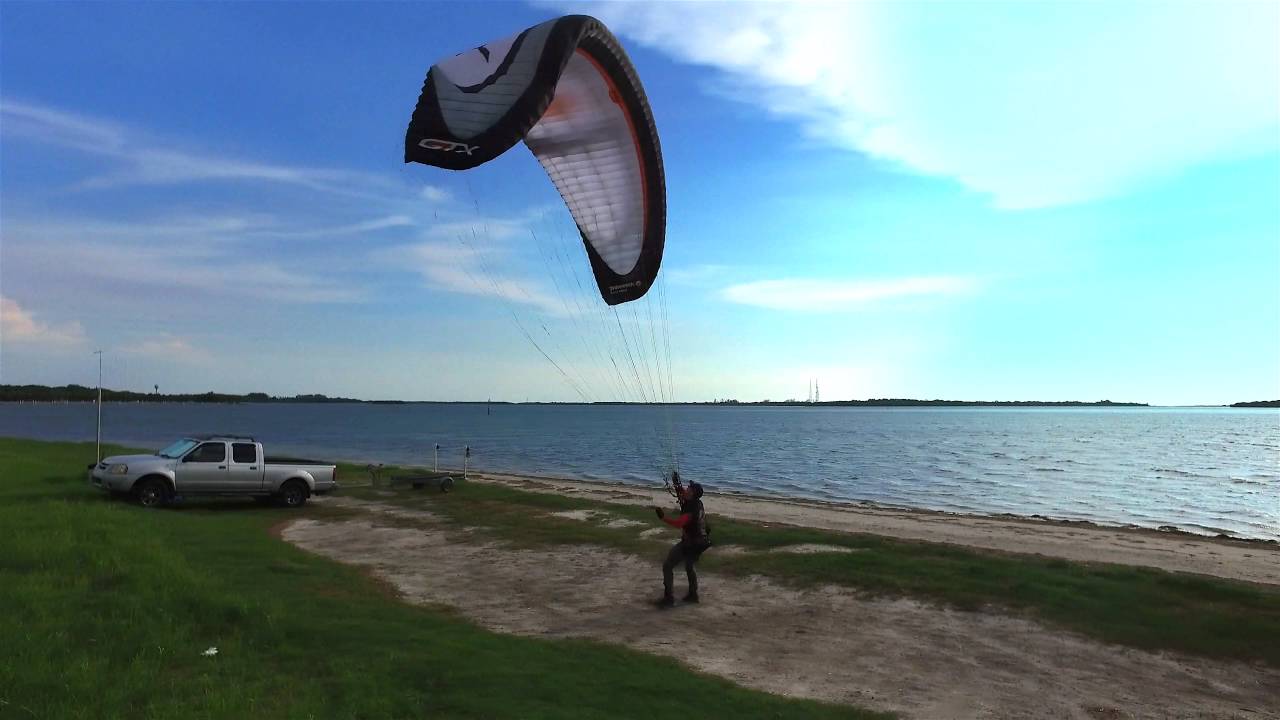 Kiting a paraglider Wing in higher Winds - YouTube