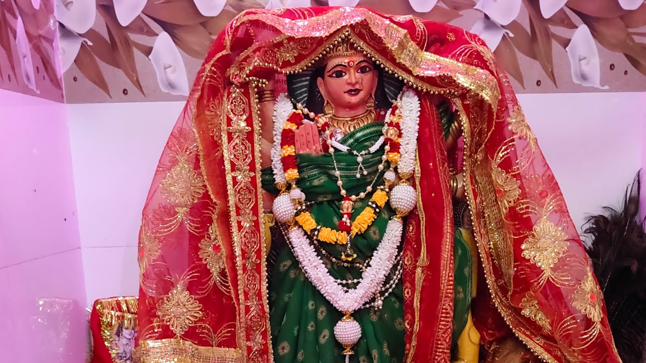 POONAM SHUKLA is live! - YouTube