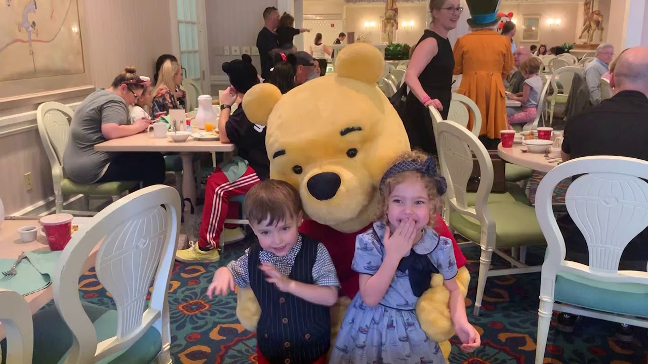 Character Breakfast at The Grand Floridian - YouTube
