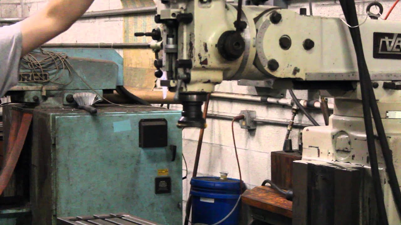 Lot 33: Vectrax GS-20 Vertical Milling Machine - YouTube