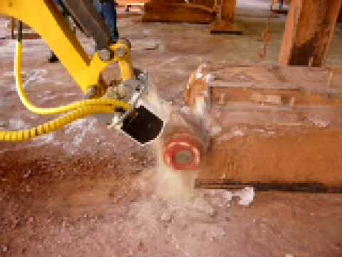 Brokk 180 & Scabbler - YouTube