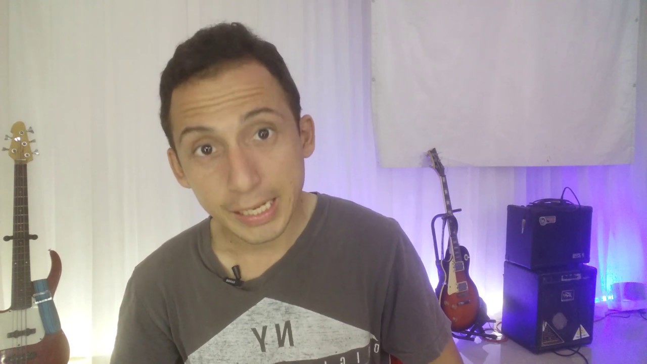 Bryan Sánchez- Caminar y hundirse en el Mar - YouTube