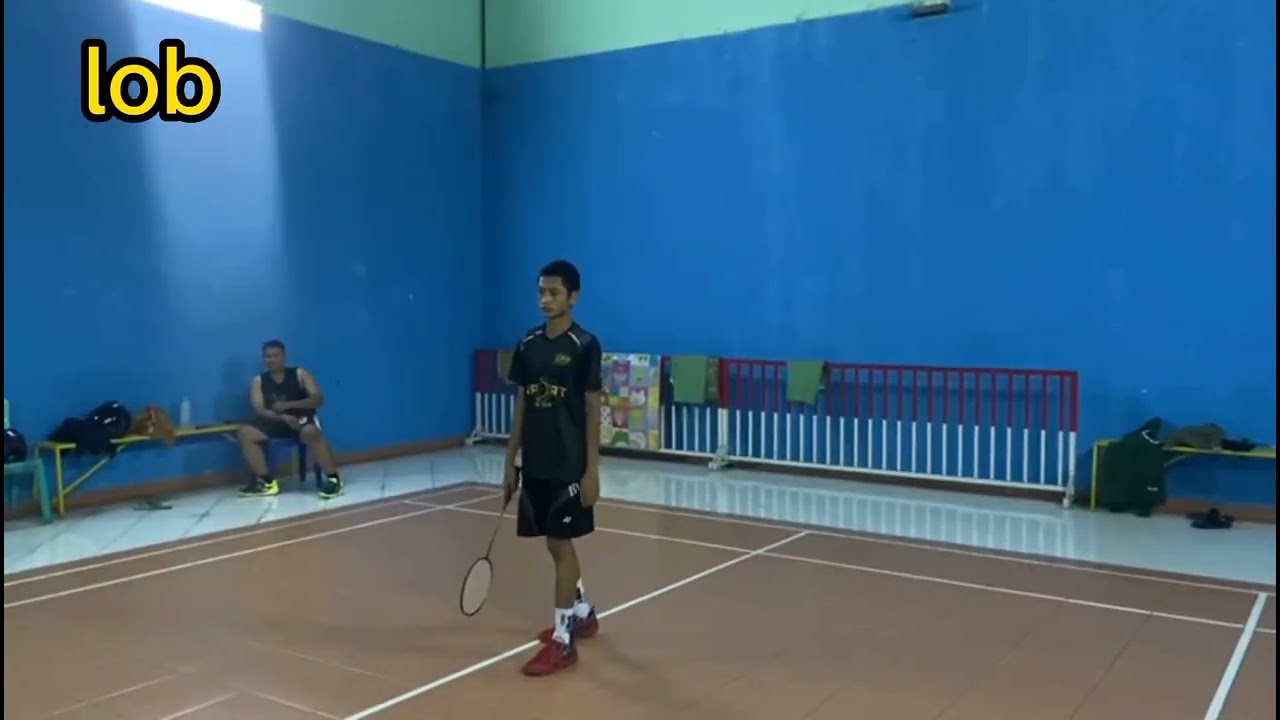 tugas mata kuliah badminton (servis forehand dan lob) - YouTube