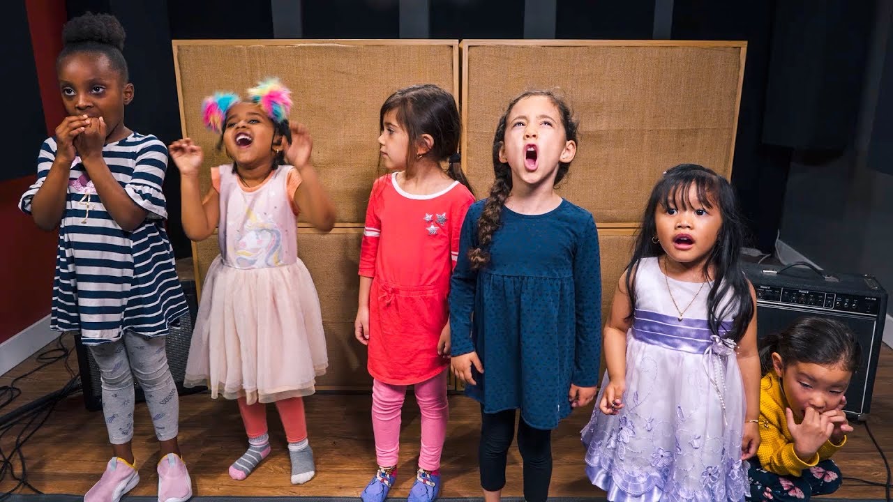 Junior Jammers Perform 'Rainbow Dinosaur' in the Resonate Music ...