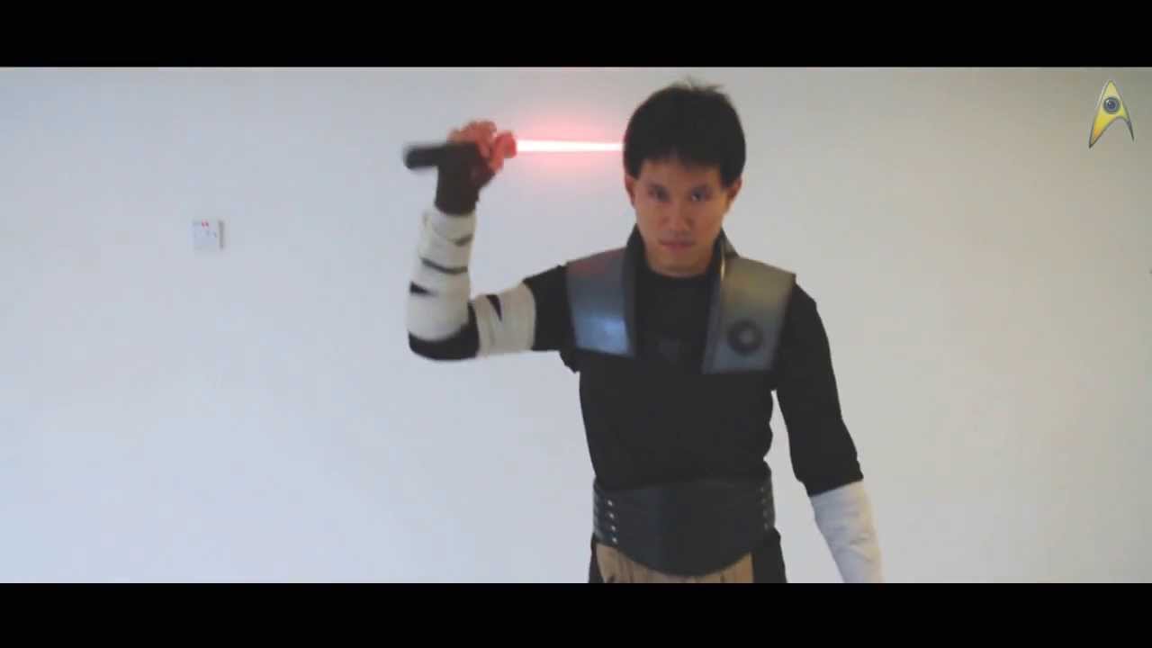 Cosplay Fight Club! G.I. Joe Snake Eyes vs. Starkiller, Sith Apprentice ...