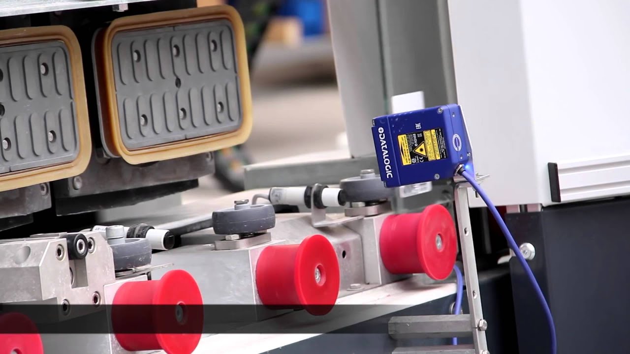 Вертикальный обрабатывающий центр с ЧПУ Intermac Vertmax 2.2 - 3.3 ...