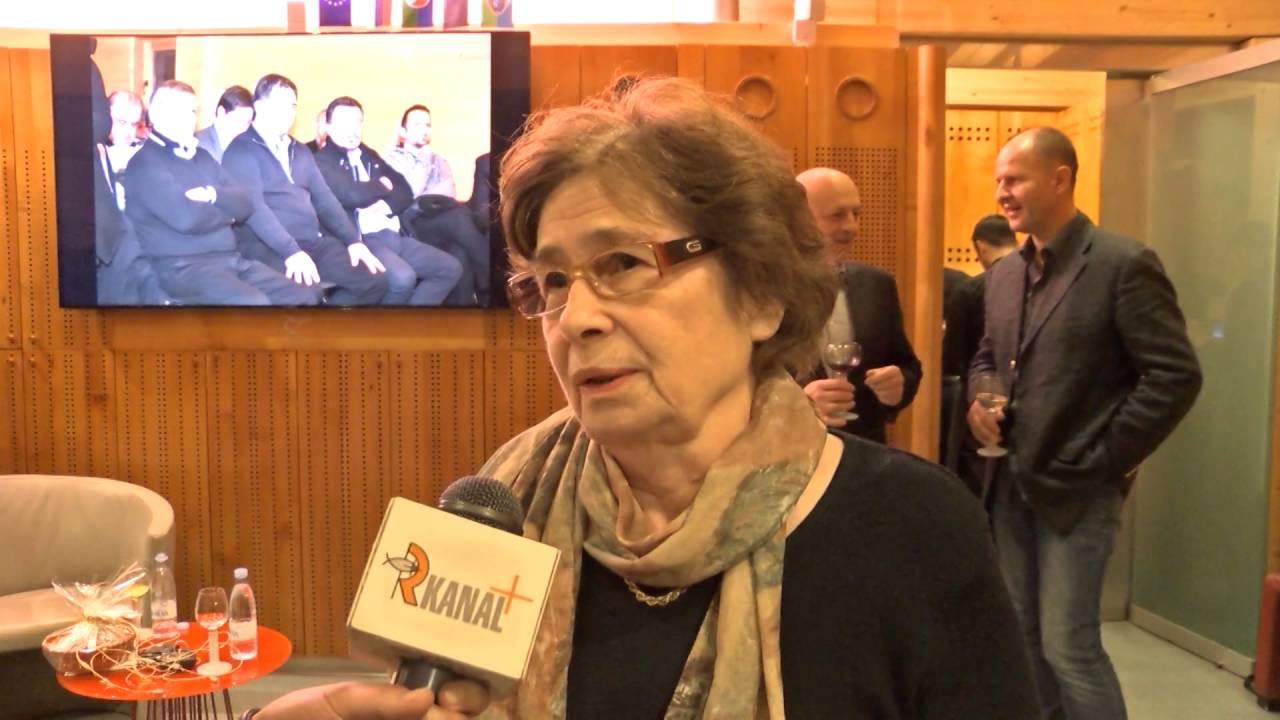 SPOMENKA HRIBAR O SLOVENIJI - YouTube