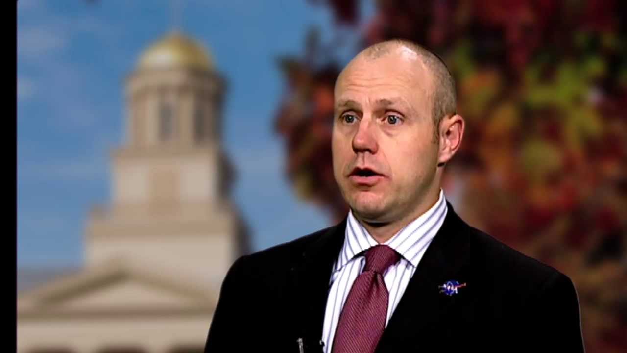 Research Minute: Gregory Howes, Astrophysics - YouTube