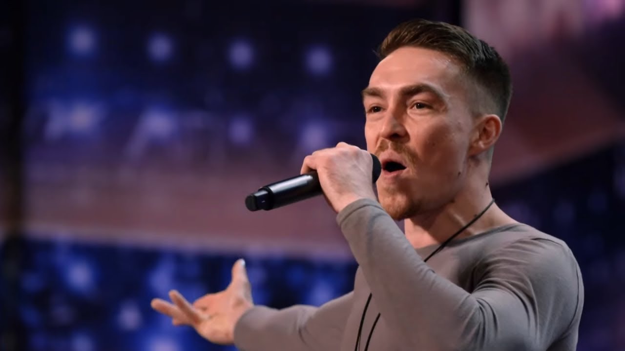 Donovan SURPRISES the Judges with His Extraordinary Voice on America's ...