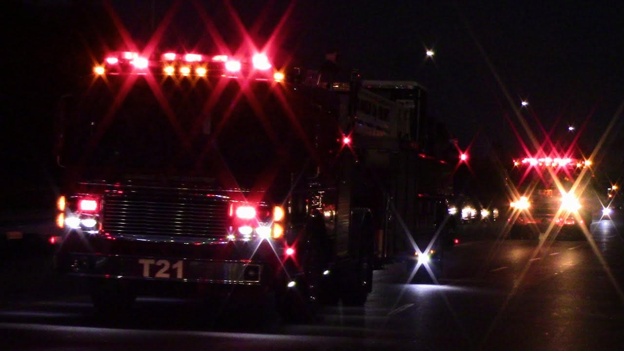 LAFD Light Force 21, Engine 33, & Rescue 9 Responding - YouTube