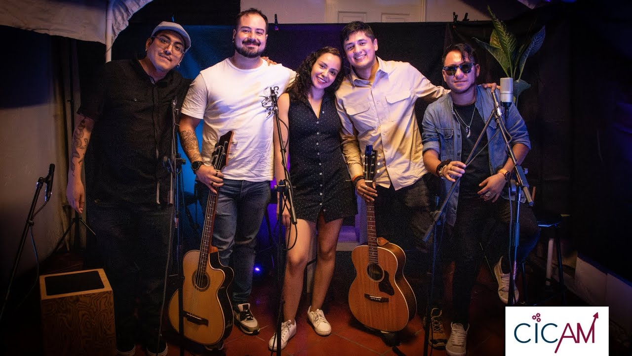 SAÚL MENA - ENTREVISTA Y LIVE SESSION - YouTube