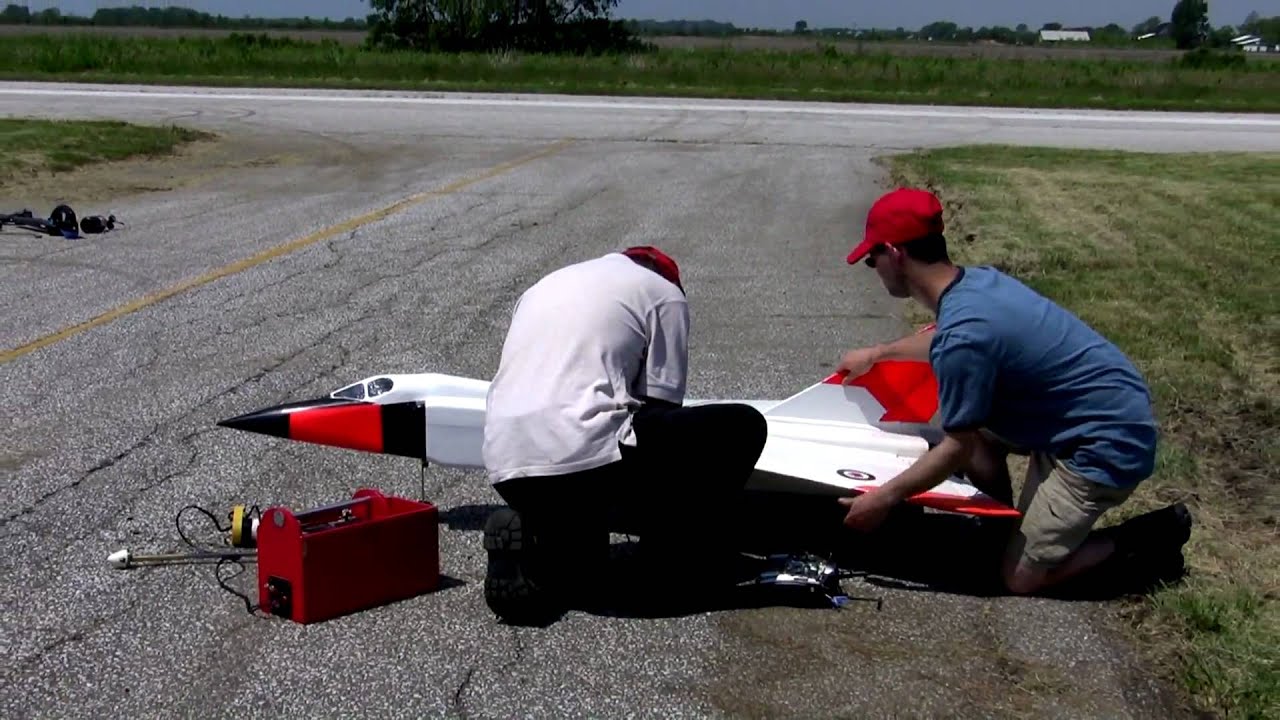 Flight of the Avro Arrow HD - YouTube