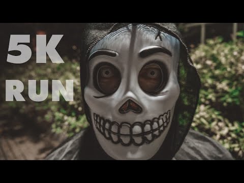How to win a run race in a Halloween costume.. - YouTube