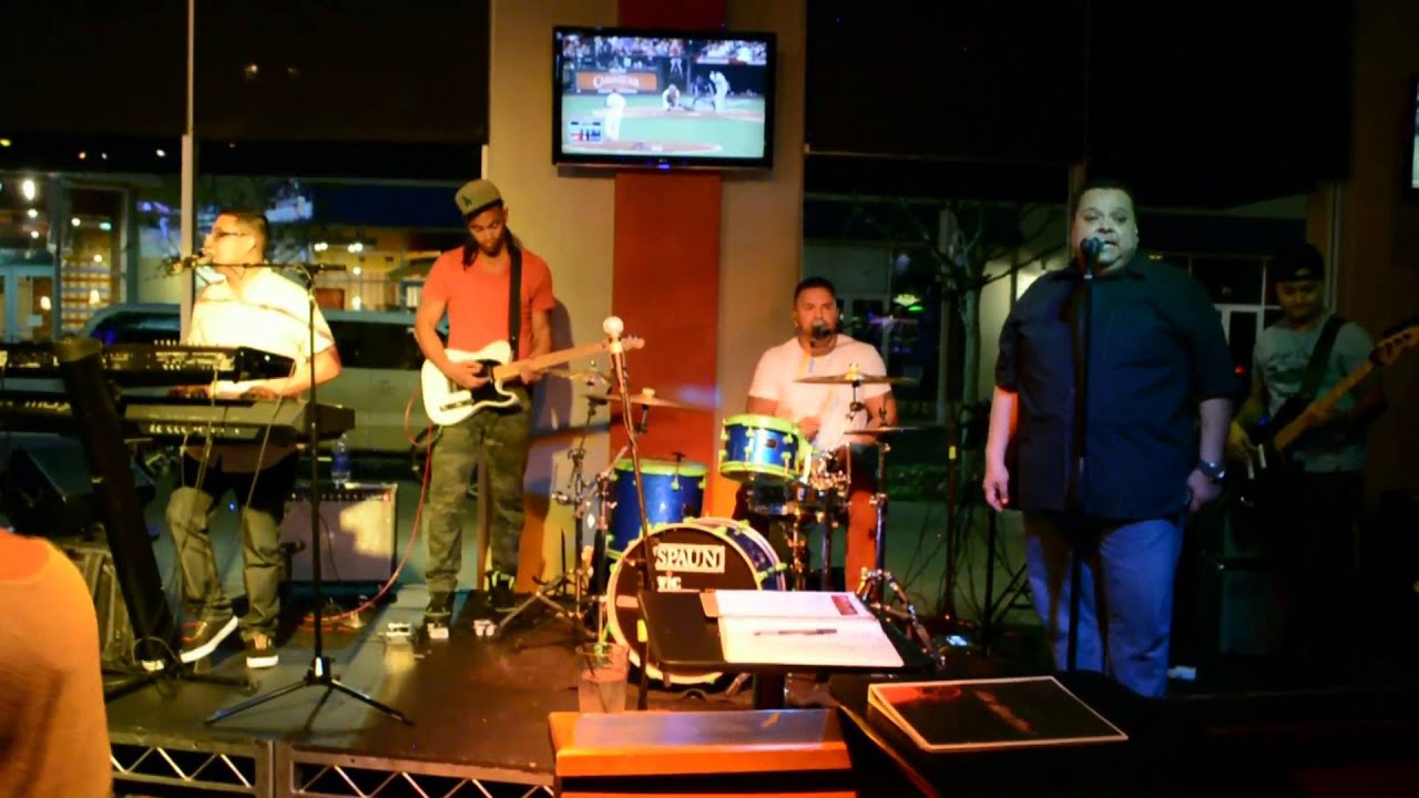 The Reel Band at KDB Long, Beach, CA - Live Band Karaoke - YouTube