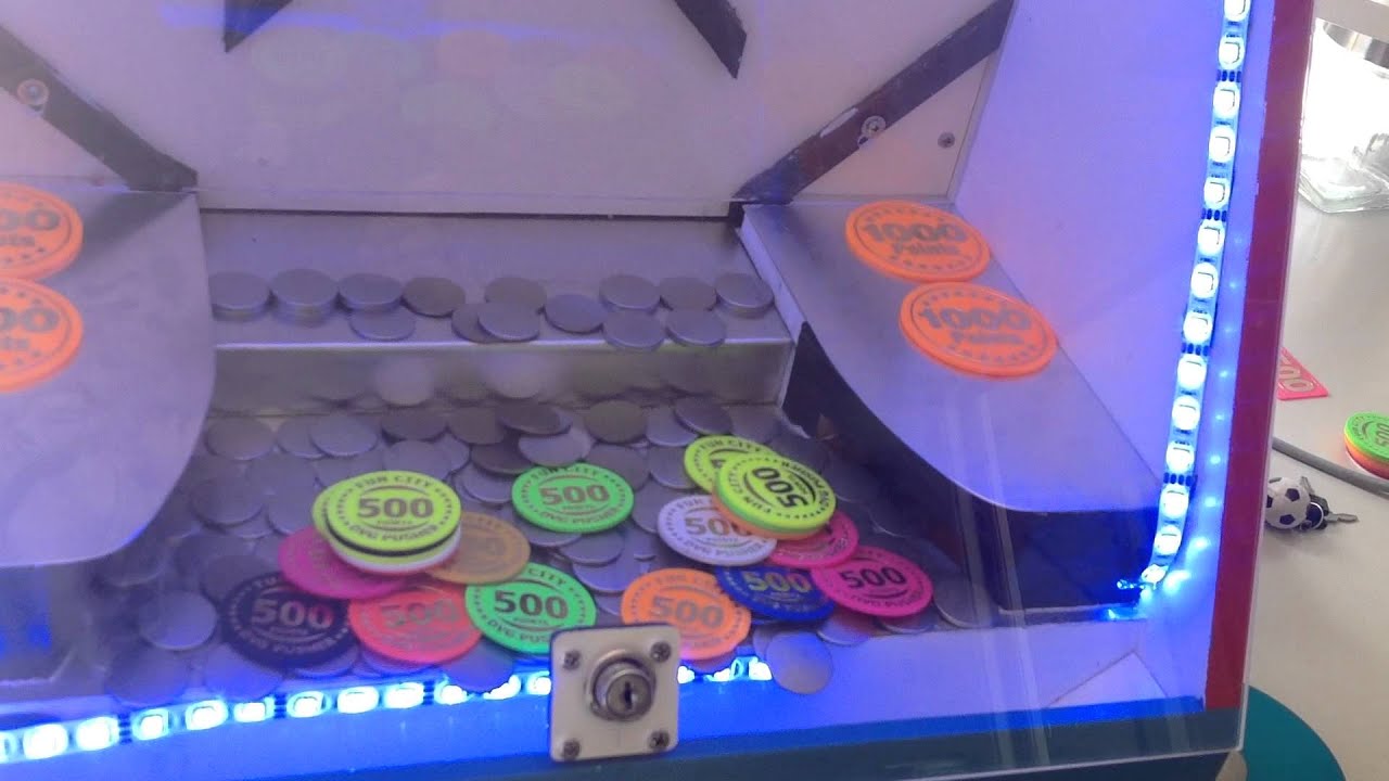 Coin pusher homemade - YouTube