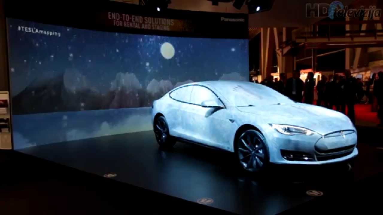 Panasonic projection mapping on Tesla model S - YouTube