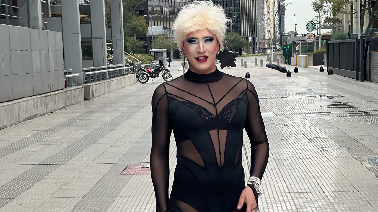 Drag Queen. Angels Like U. - YouTube