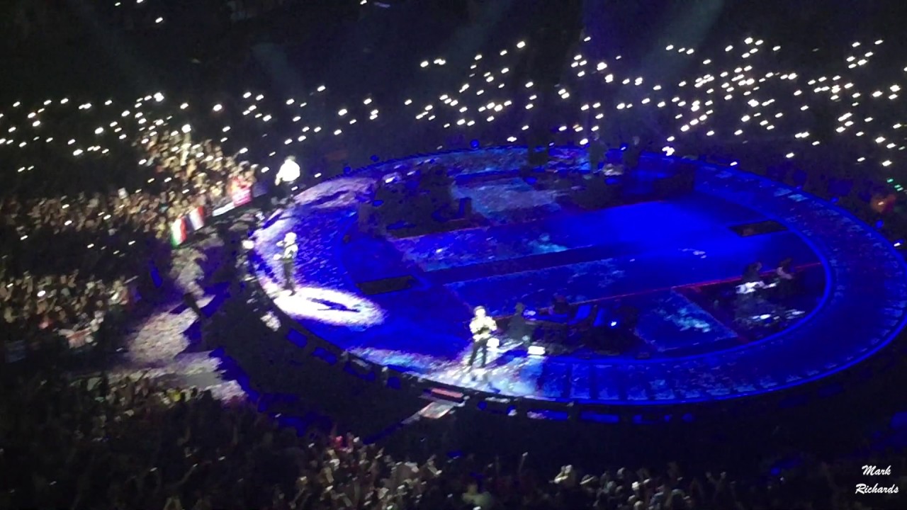 TAKE THAT - Rule The World - Live O2, London, Wonderland Tour - YouTube