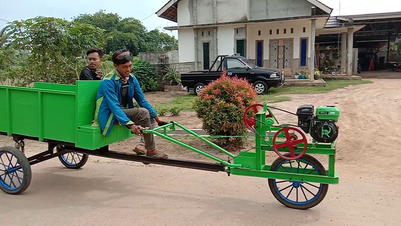 Bajak Roda Satu BAROTU X-15 Dengan Gerobak - YouTube