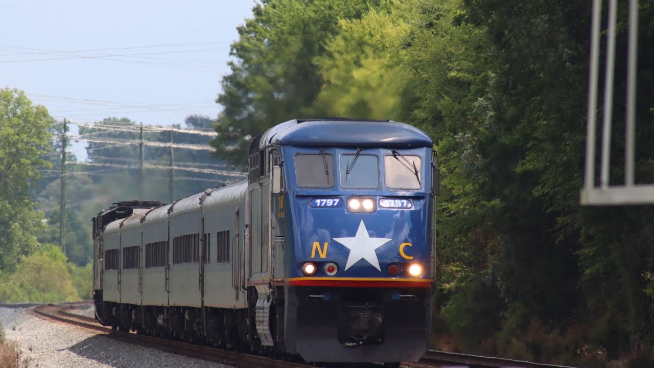 Railfanning Charlotte with Foreign power, WRFX Mac, And More!!! - YouTube