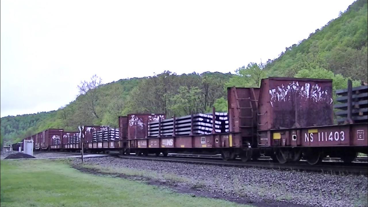 Ex CR Dash 8 Leads NS 17M - YouTube