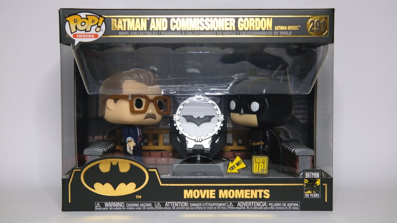 Batman and Commissioner Gordon (Batman Begins) (Light-Up Bat Signal ...