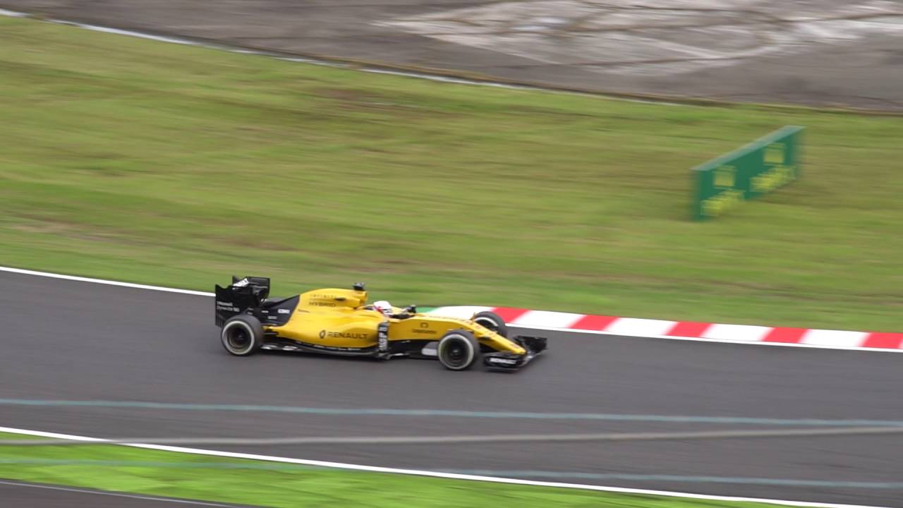 2016 F1 Japan Suzuka Nico Rosberg Celebrating His Win at Spoon Curve ...