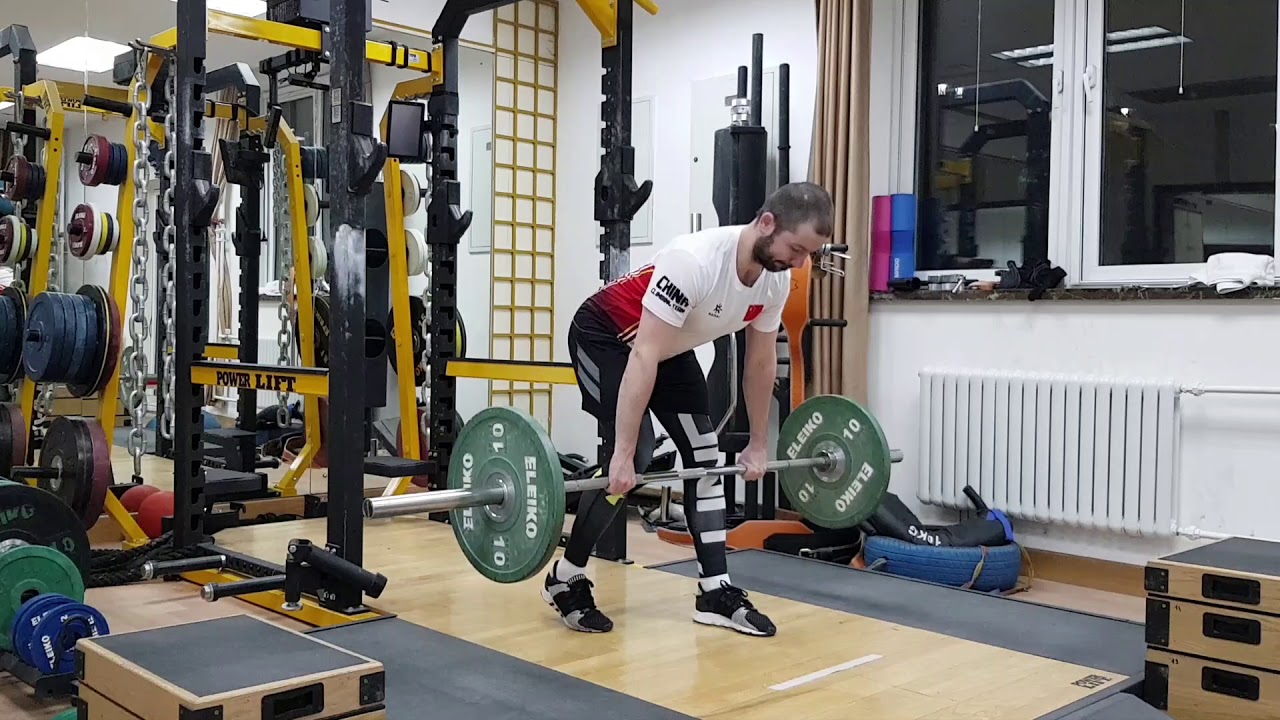 Staggered stance BB RDL Lukasz Lojas - YouTube